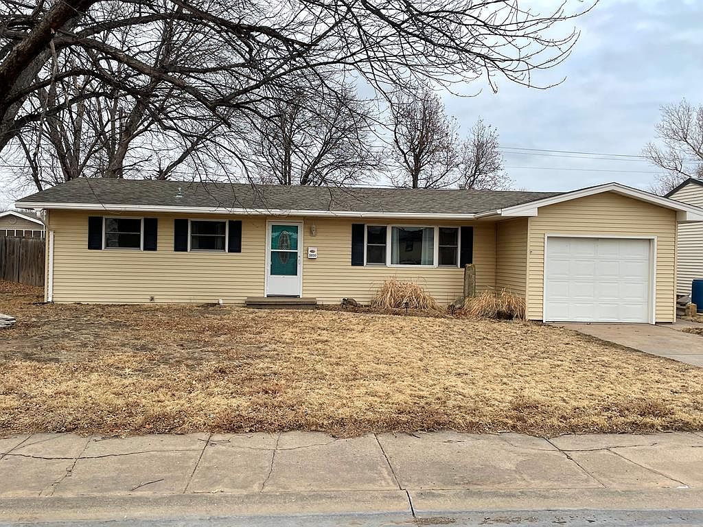5830 Rosewood Great, Powell, MO 65730 | Zillow