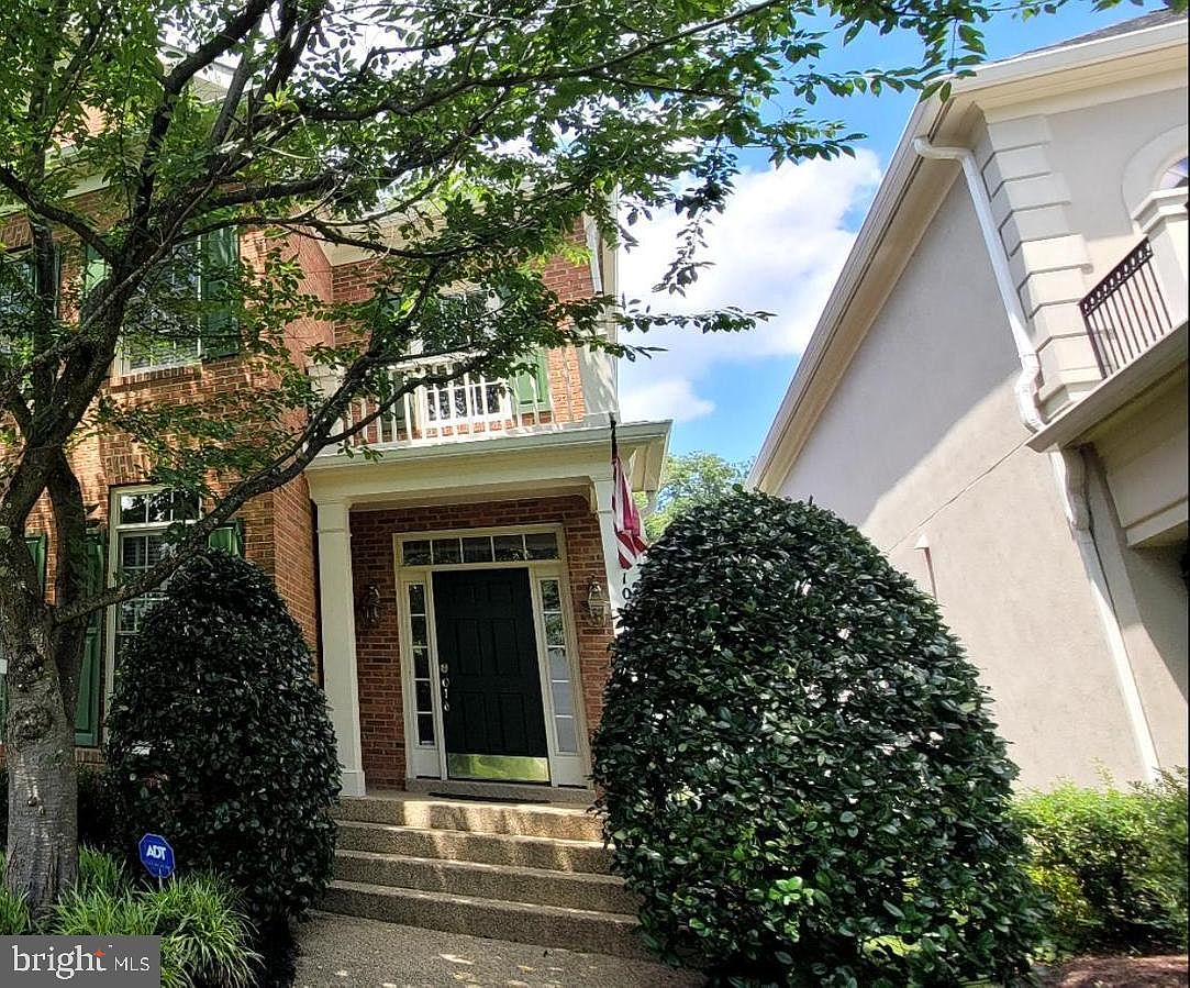 10095 McCarty Crest Ct, Fairfax, VA 22030 | Zillow