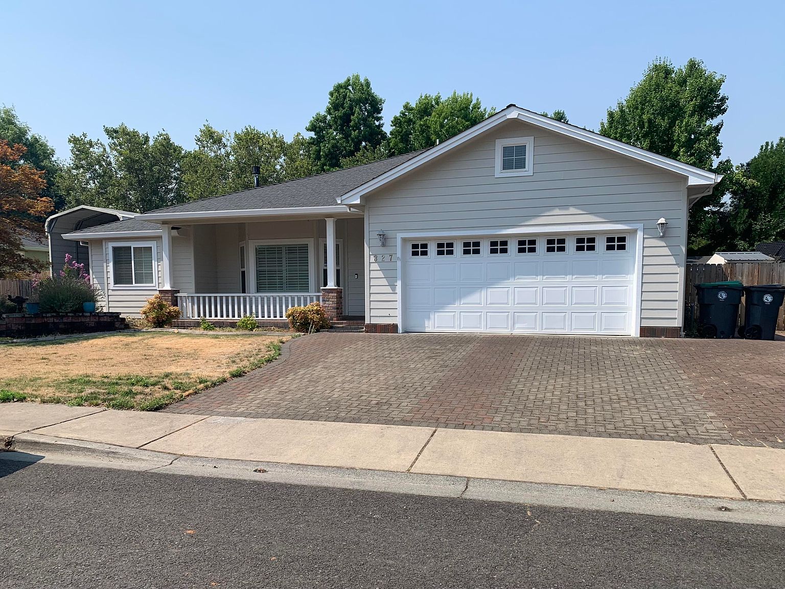 327 Donna Way, Central Pt, OR 97502 | Zillow