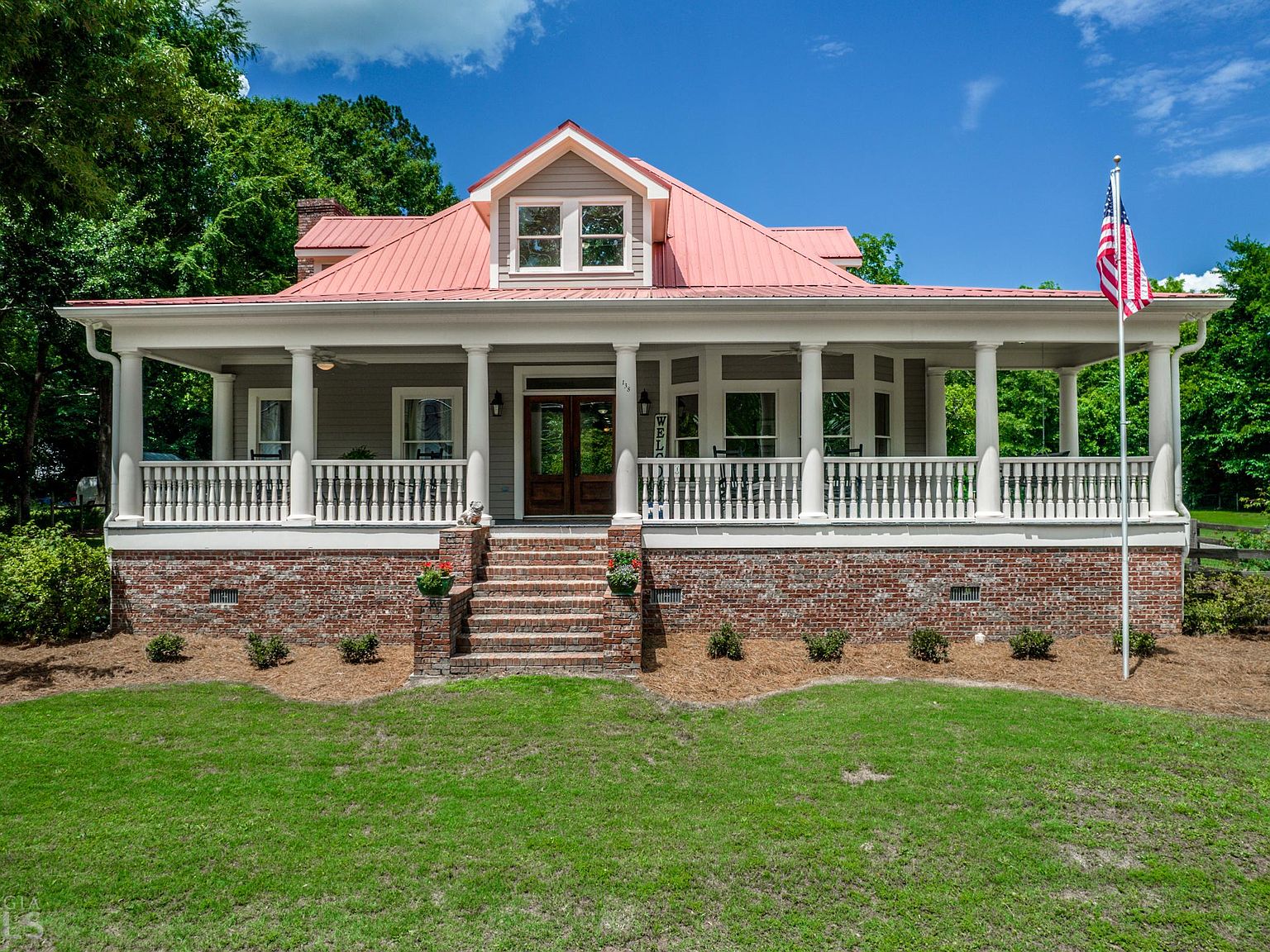 138 W Main St, Rutledge, GA 30663 | Zillow