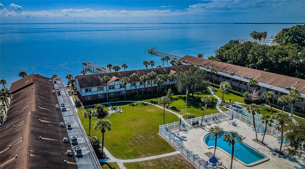 650 Pinellas Point Dr S APT 216, Saint Petersburg, FL 33705 | Zillow