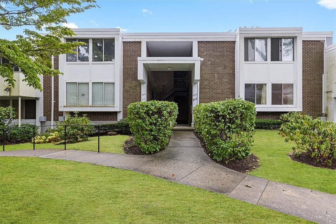 912 Colony Drive, Hartsdale, NY 10530 | Zillow