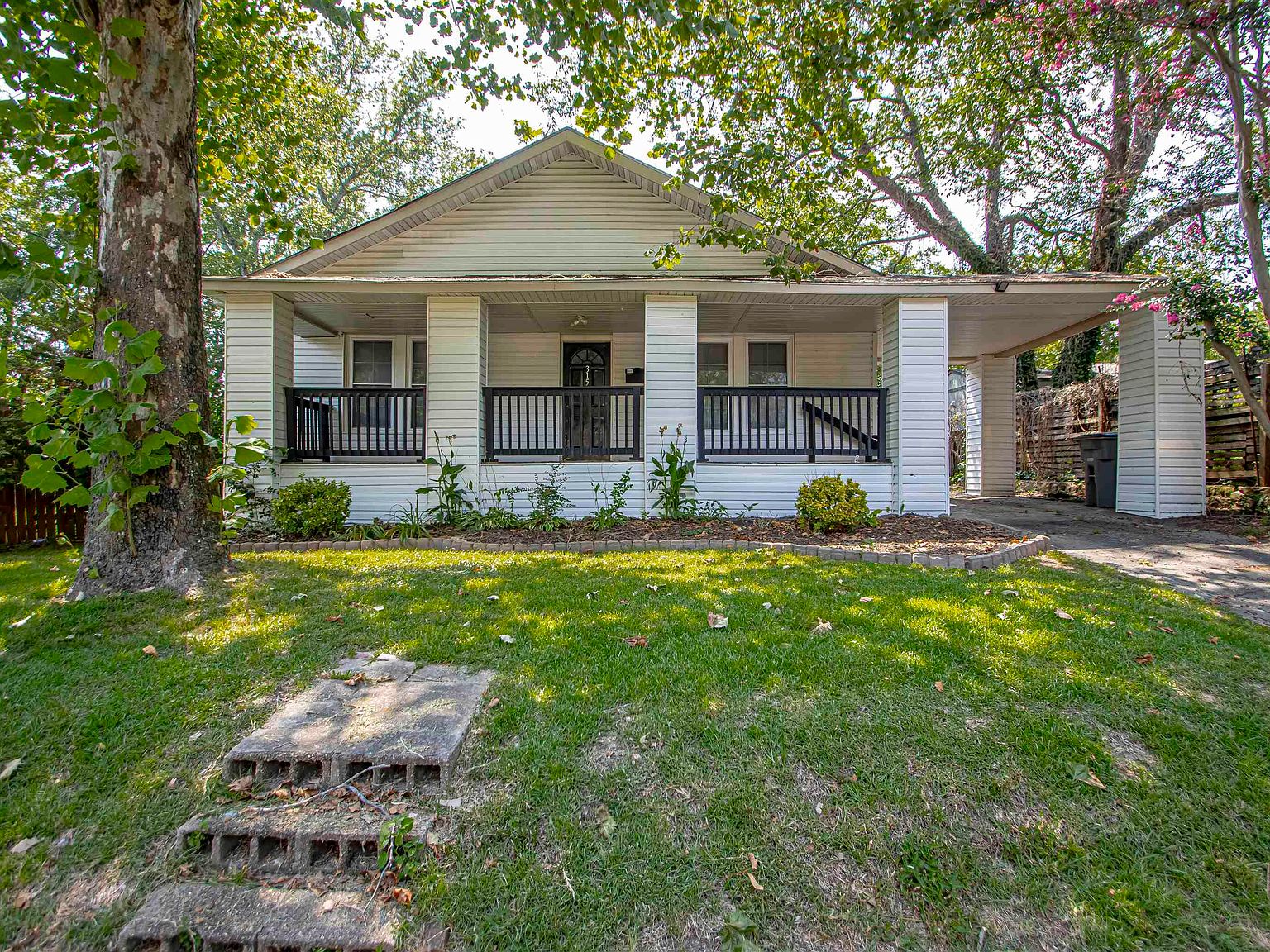 315 N Patterson St, Hot Springs, AR 71913 | MLS #23023031 | Zillow