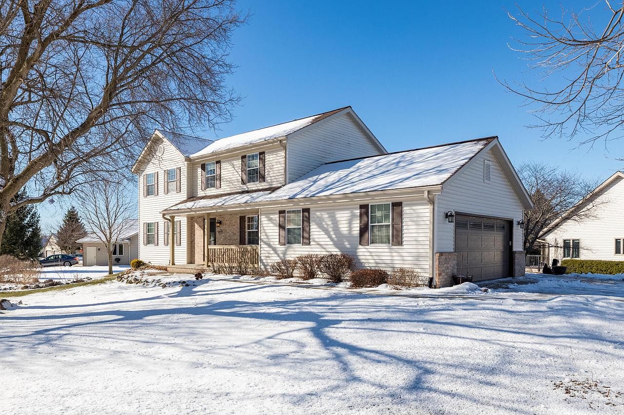 499 Timberline DRIVE, Slinger, WI 53086 | Zillow