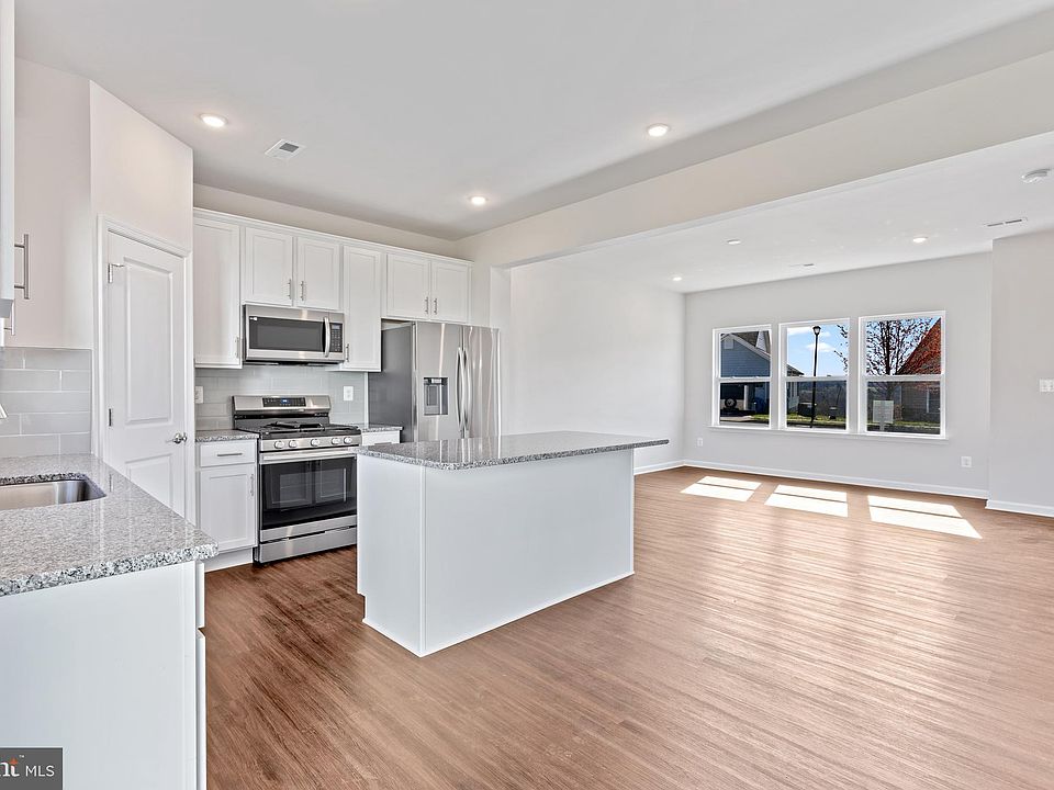 0 Signal Knob Cottage Dr, Strasburg, VA 22657 | MLS #VASH2005654 | Zillow