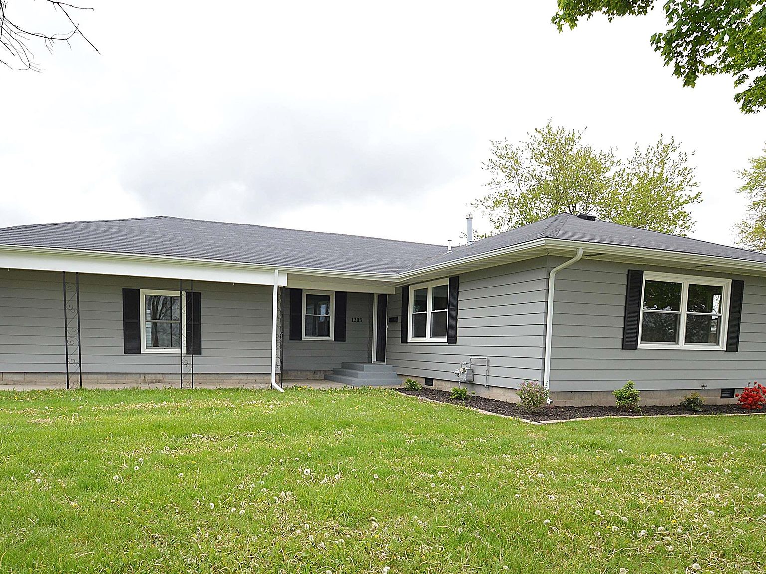 1203 Elm St, Decatur, IN 46733 | Zillow