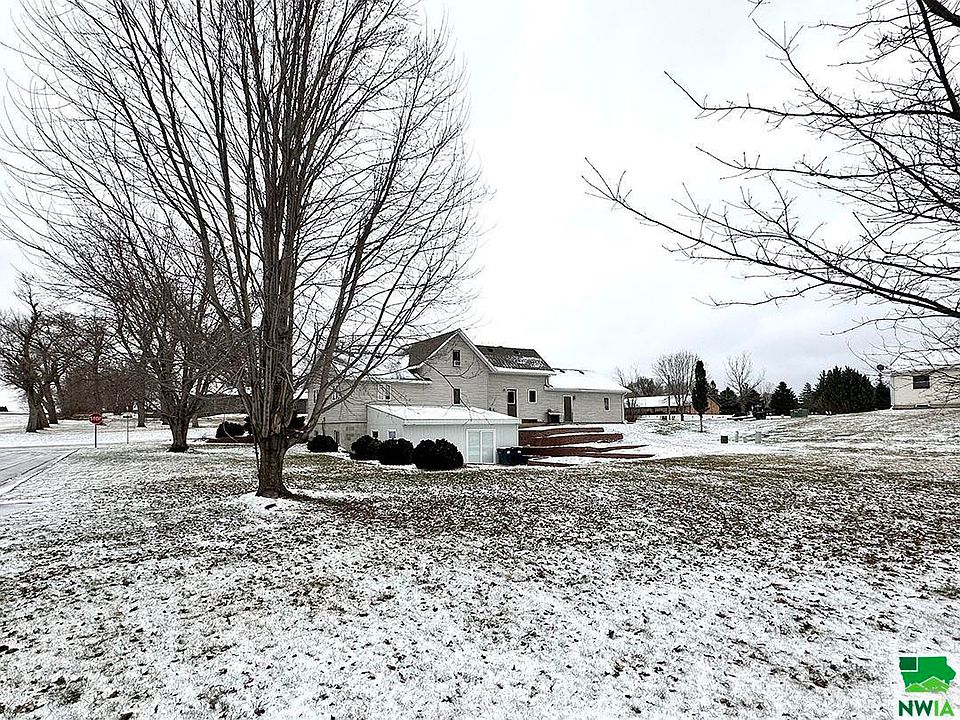 1410 16th St, Hawarden, IA 51023 | Zillow