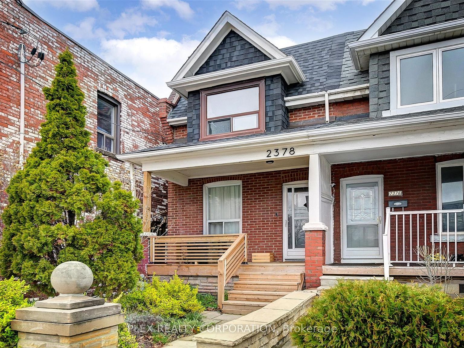 2378 Saint Clair Ave W, Toronto, ON M6N 1K8 | MLS #W8258056 | Zillow