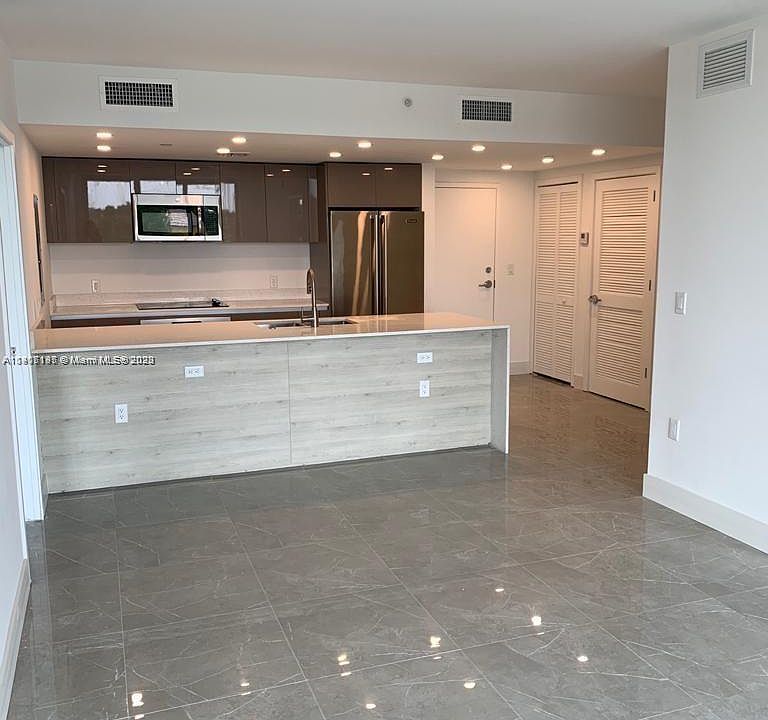 13800 Highland Dr Miami, FL | Zillow