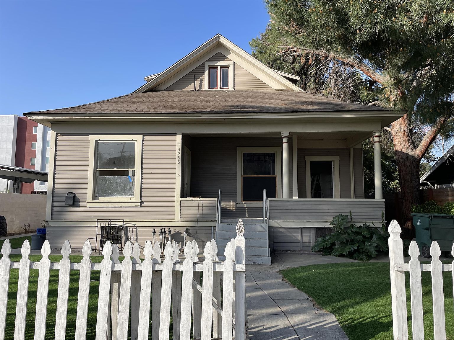 3958 6th St, Riverside, CA 92501 | Zillow
