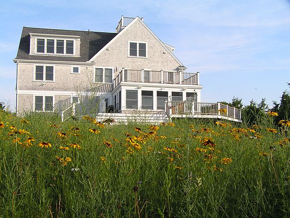 1112 Craigville Beach Rd, Centerville, MA 02632 | Zillow