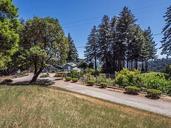132 Pax Place Ct, Aptos, CA 95003 | Zillow