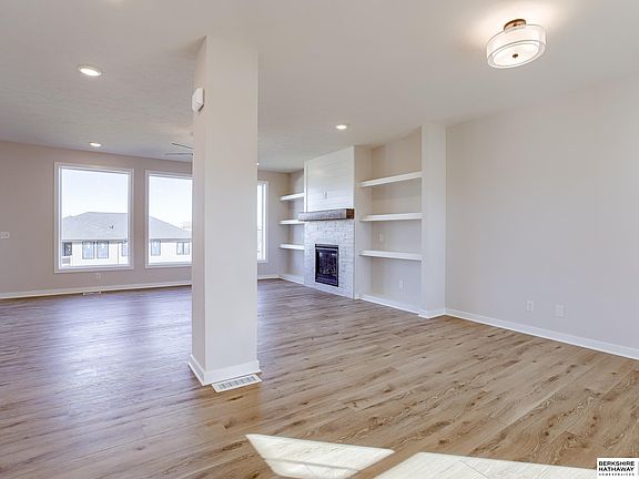 19842 Briar St, Gretna, NE 68028 | Zillow