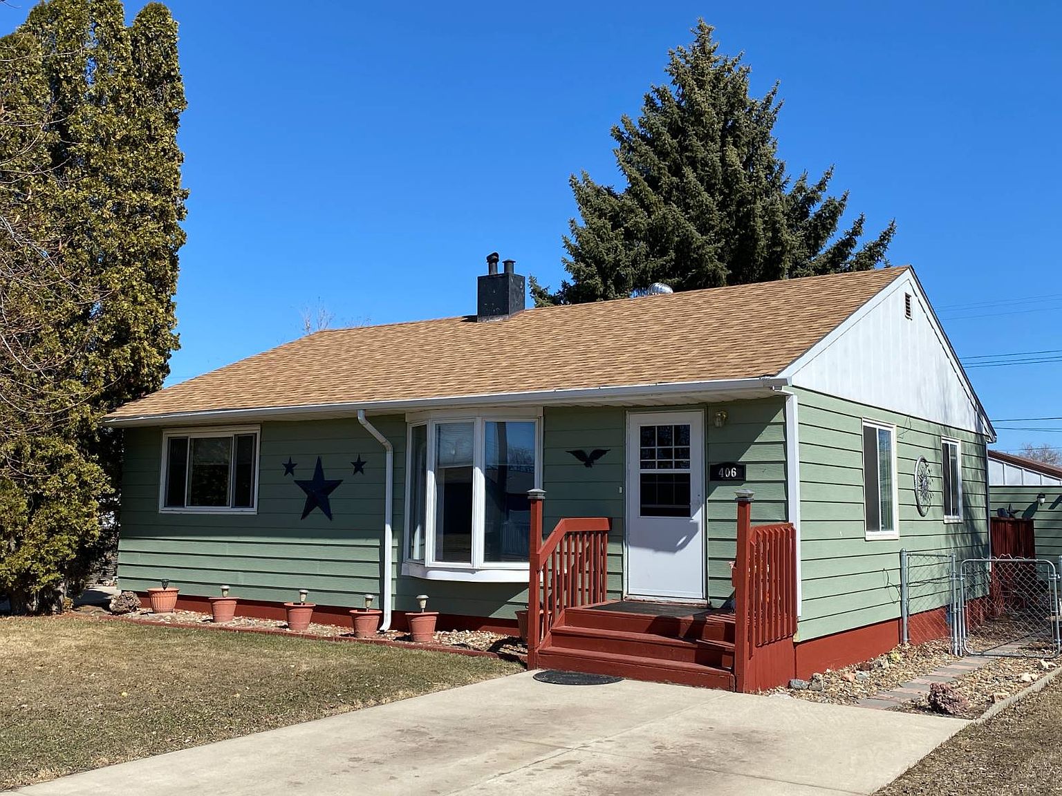 406 9th Ave SW, Sidney, MT 59270 | MLS #11265179 | Zillow