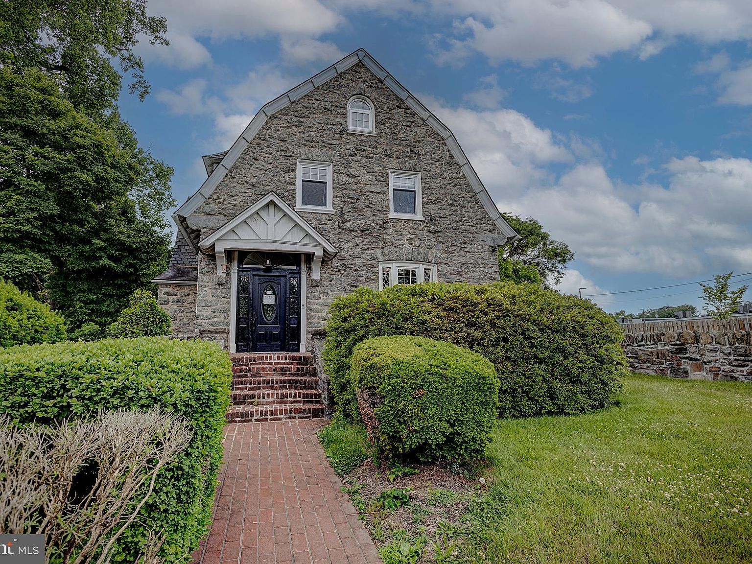 2424 Golf Rd, Philadelphia, PA 19131 | MLS #PAPH2362430 | Zillow