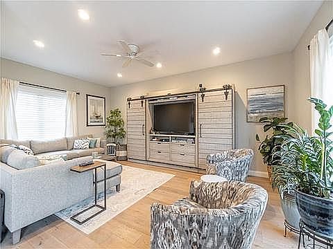 94 Sandy Point Farm Rd UNIT 8, Portsmouth, RI 02871 | Zillow