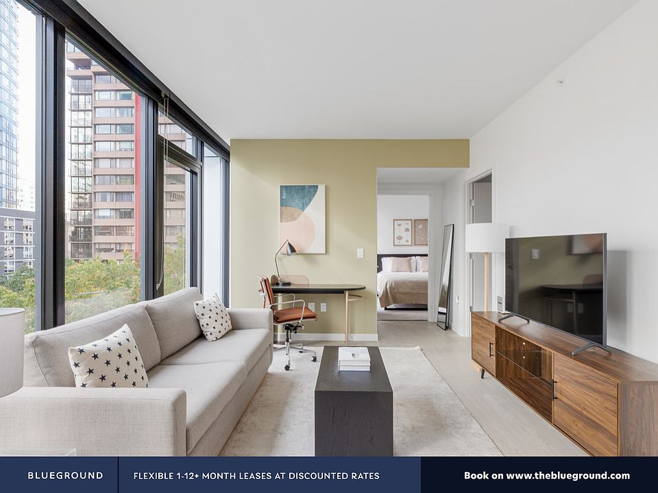 704 Spring St Seattle WA | Zillow