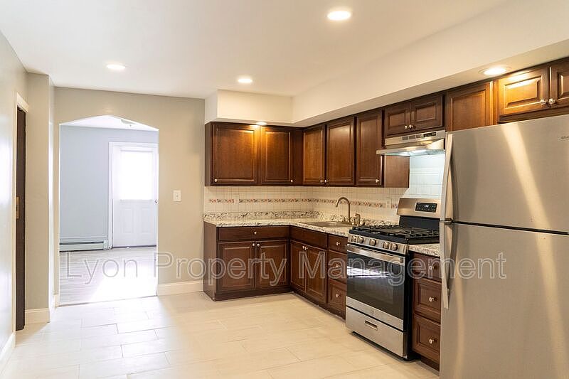 95-97 Hudson St UNIT 3, Providence, RI 02909 | Zillow