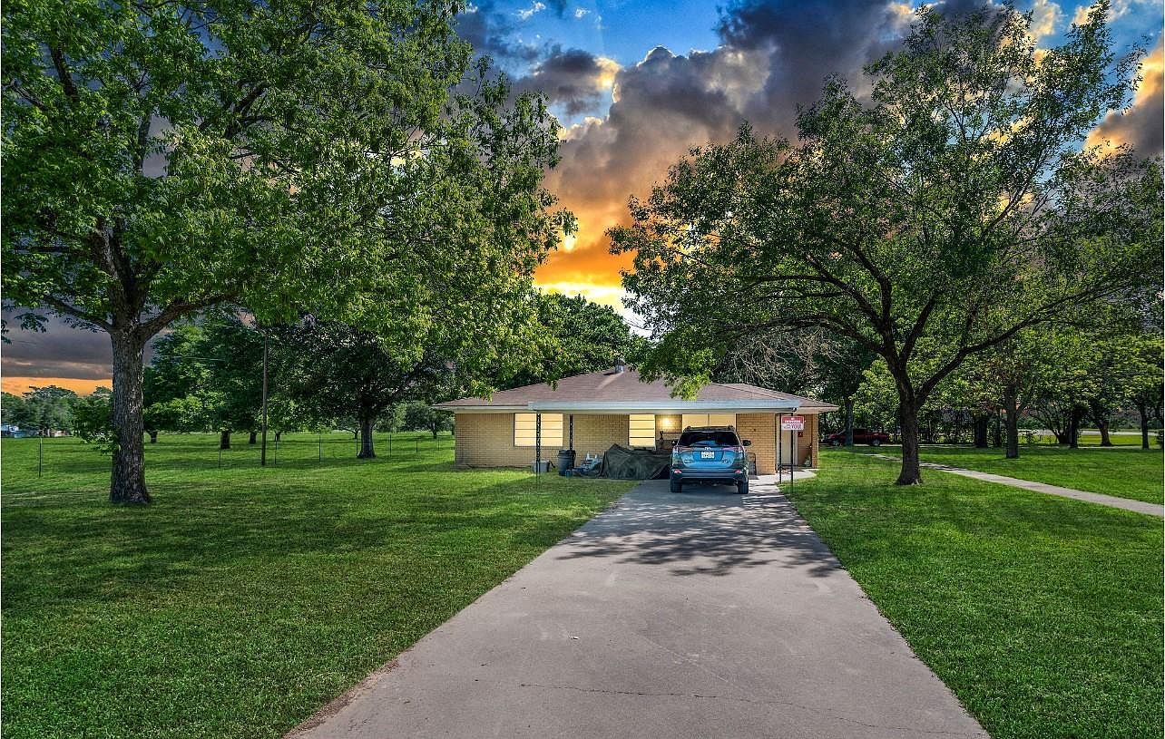 1234 Frydek Rd, Sealy, TX 77474 | MLS #63021349 | Zillow