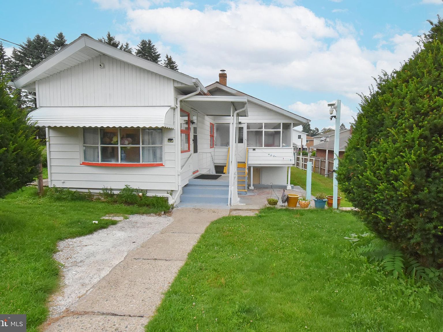 409 Vine St, Freeland, PA 18224 | Zillow