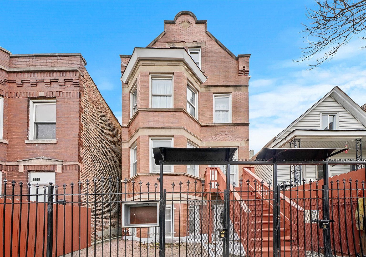 1911 W 51st St, Chicago, IL 60609 | Zillow