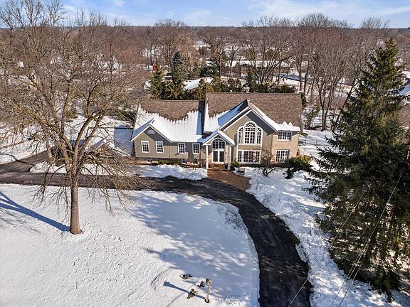 1270 Orchard LANE, Elm Grove, WI 53122 | MLS #1863307 | Zillow