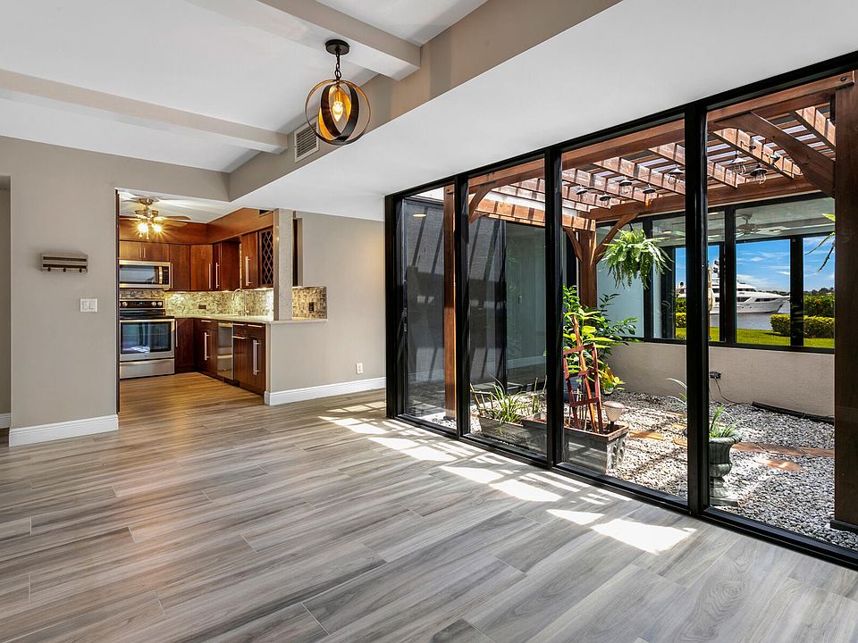 132 Lakeshore Dr North Palm Beach, FL, 33408 - Apartments for Rent | Zillow