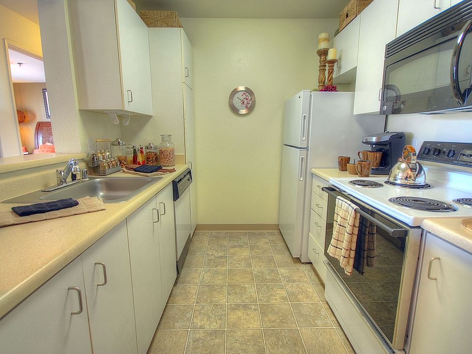6505 S 251st St Kent WA | Zillow