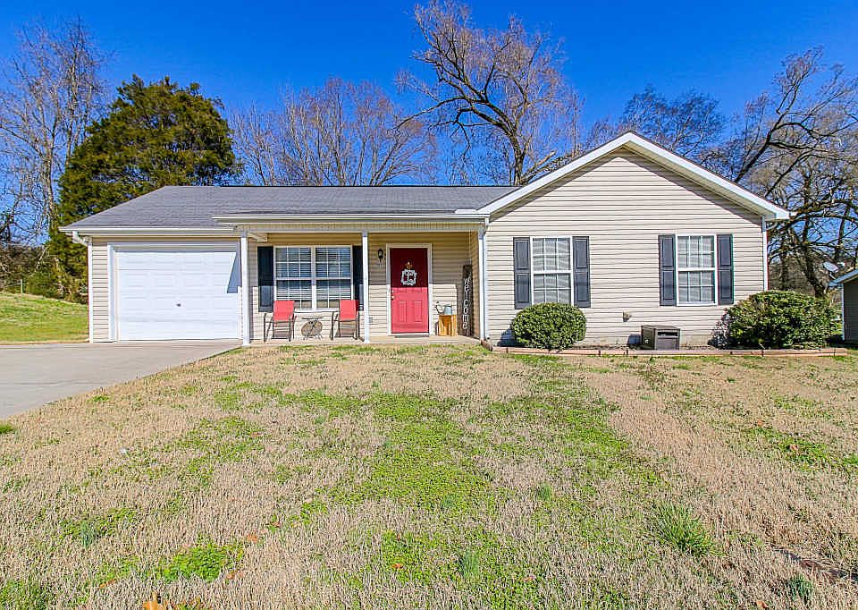 8931 John David Dr, Mascot, TN 37806 | Zillow
