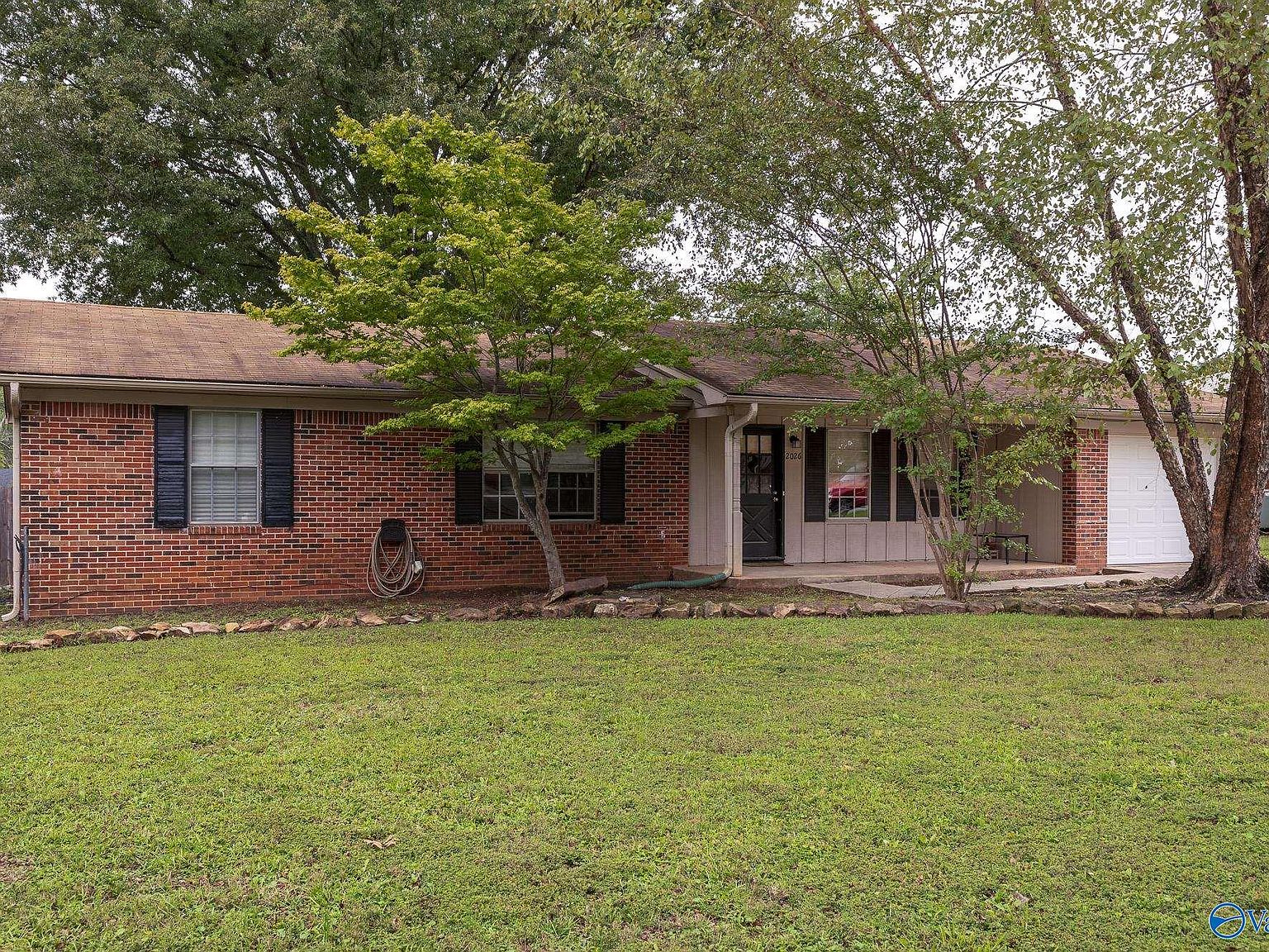 2026 Woodmeade St SW, Decatur, AL 35601 | Zillow