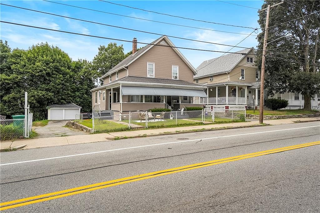 675 Park Ave, Woonsocket, RI 02895 | Zillow