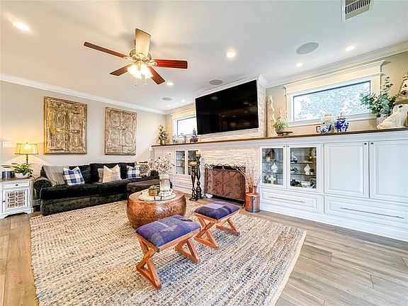 2228 Lakeway Dr, Friendswood, TX 77546 | MLS #84494555 | Zillow