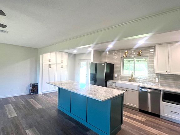 1140 Valicek Ln, Cat Spring, TX 78933 | Zillow