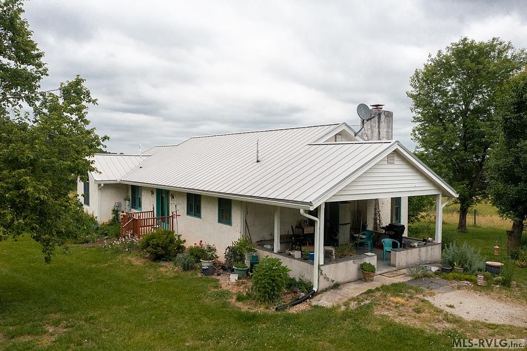 2699 Scotts Xrds, Chase City, VA 23924 | Zillow