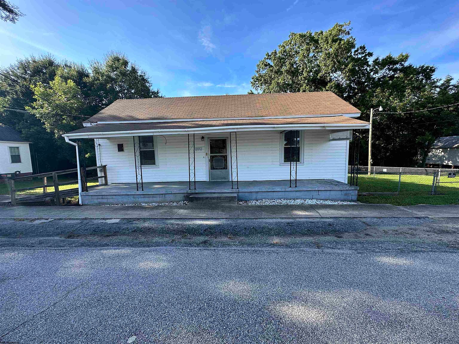 202 Spring St, Union, SC 29379 | MLS #303293 | Zillow