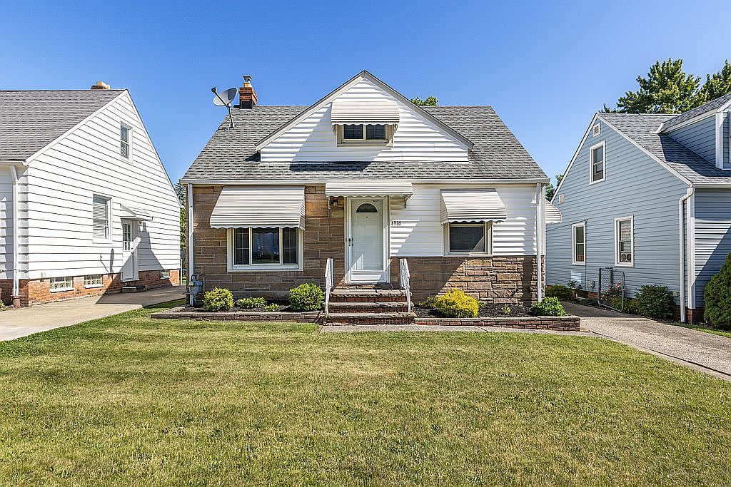 4310 Lincoln Ave, Parma, OH 44134 | Zillow