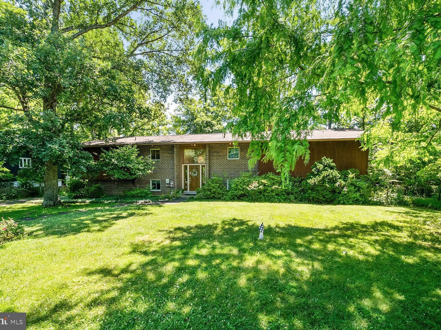 11823 Falls Rd, Potomac, MD 20854 | Zillow