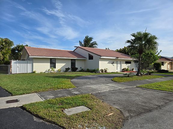 9241 SW 12th St, Miami, FL 33174 | Zillow