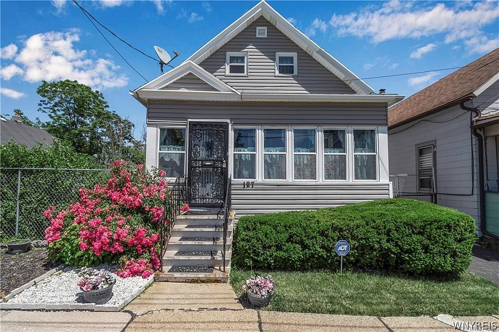 127 Stanton Street, Buffalo, NY 14206 | Zillow