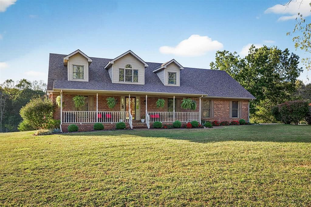 11132 Fields Rd S, Utica, KY 42376 | Zillow