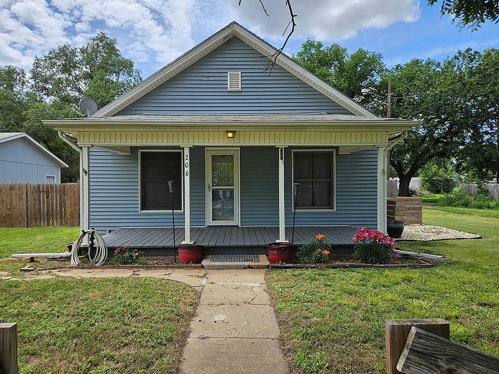 206 S Murray Ave, Beverly, KS 67423 | Zillow