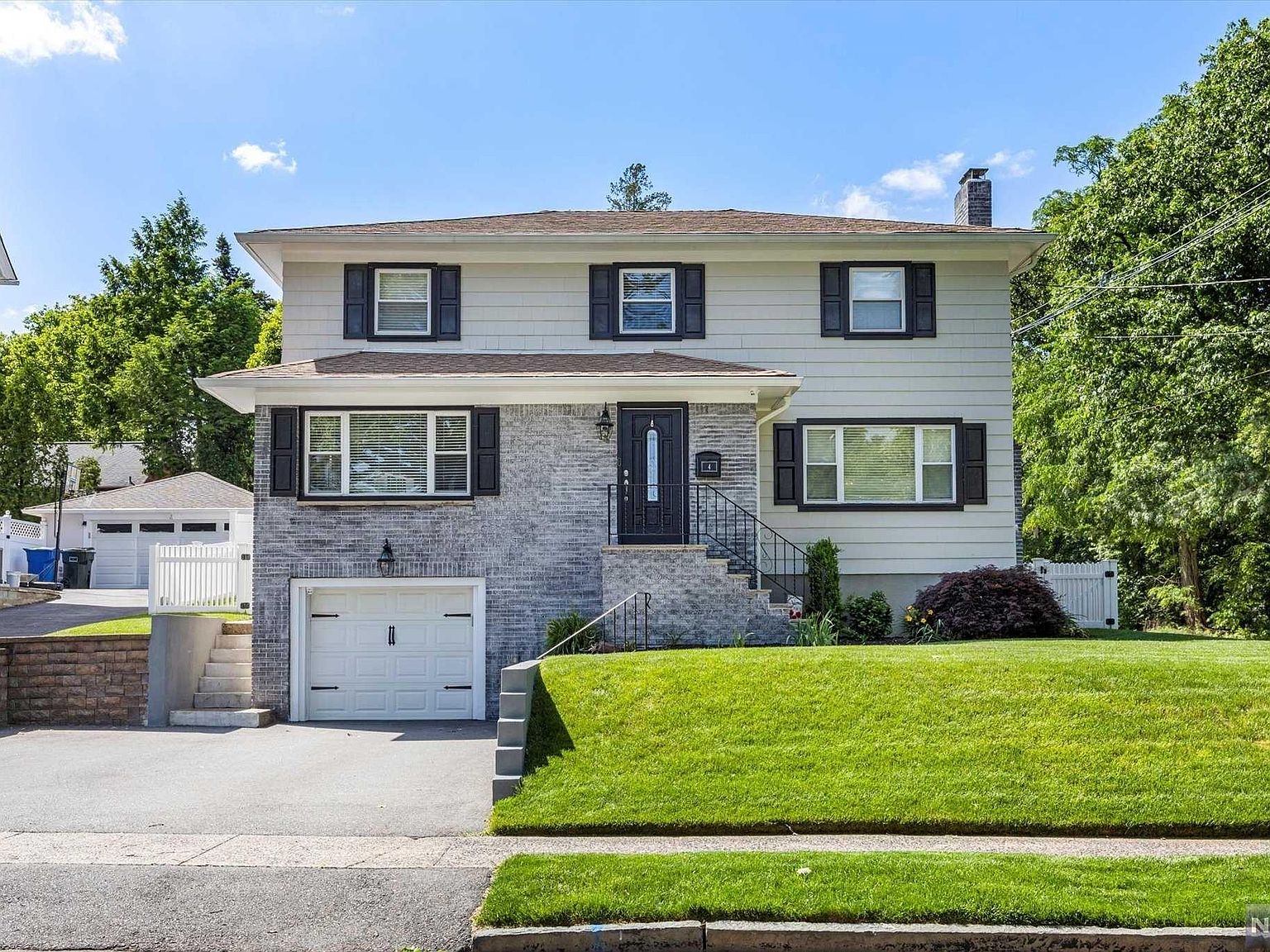 4 Hawthorne St, Rutherford, NJ 07070 | Zillow