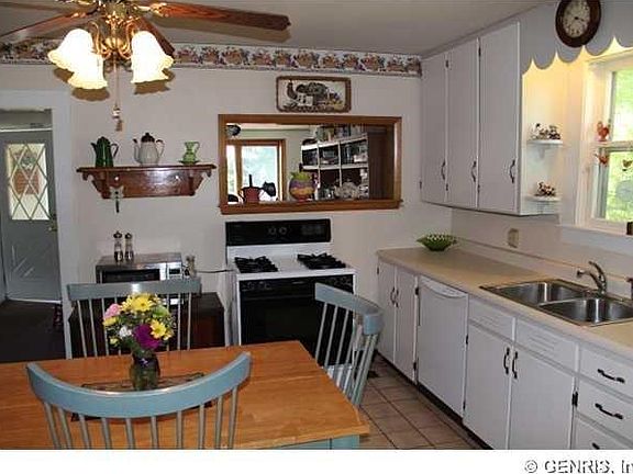 9 Logan St, Waterloo, NY 13165 | Zillow