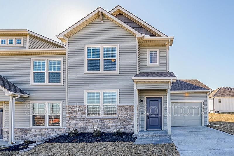27314 E Oak View Dr, Lees Summit, MO 64086 | Zillow