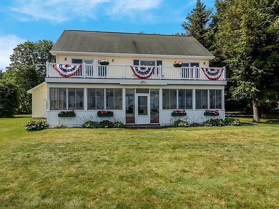 577 Brakel Poin, Traverse City, MI 49685 | MLS #77080011305 | Zillow