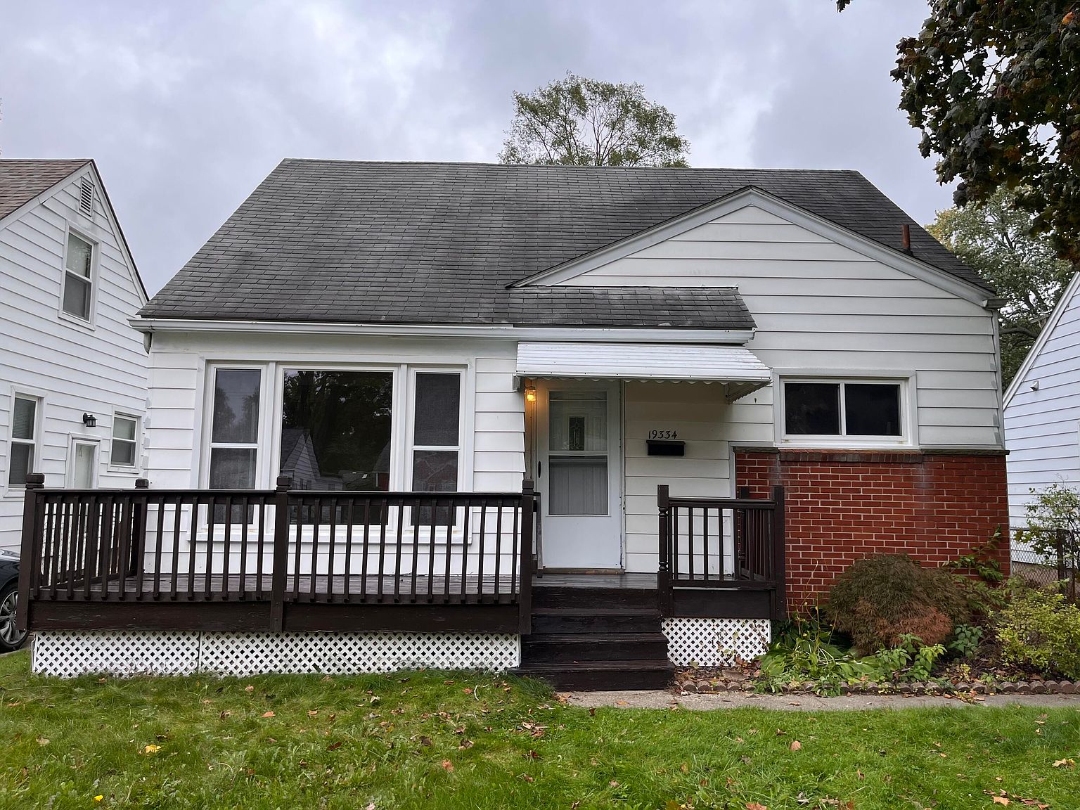 19334 Indian St, Redford, MI 48240 | MLS #24003158 | Zillow