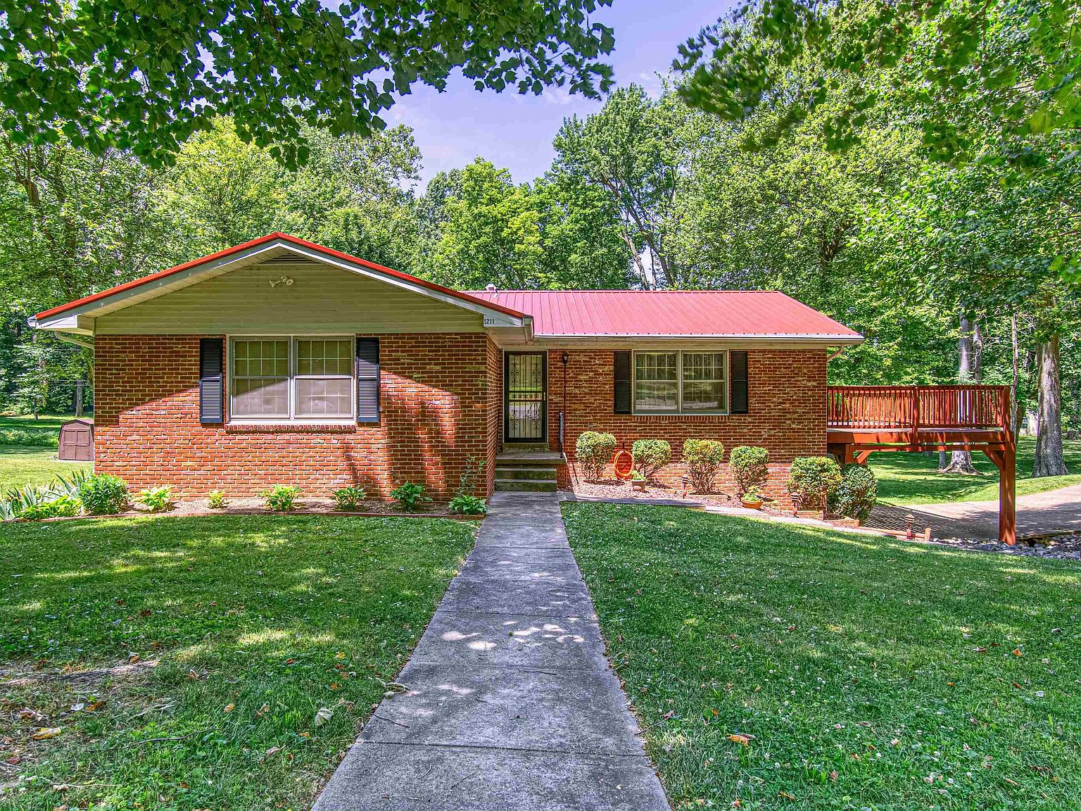 5211 Tarrytown Rd, Newburgh, IN 47630 | MLS #202322817 | Zillow