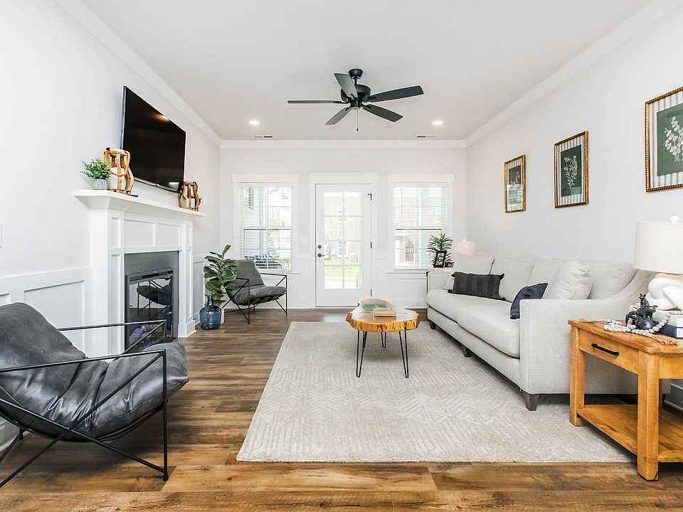 Newport Station - 1635 Bryson Cv Thompsons Station TN (1 units ...