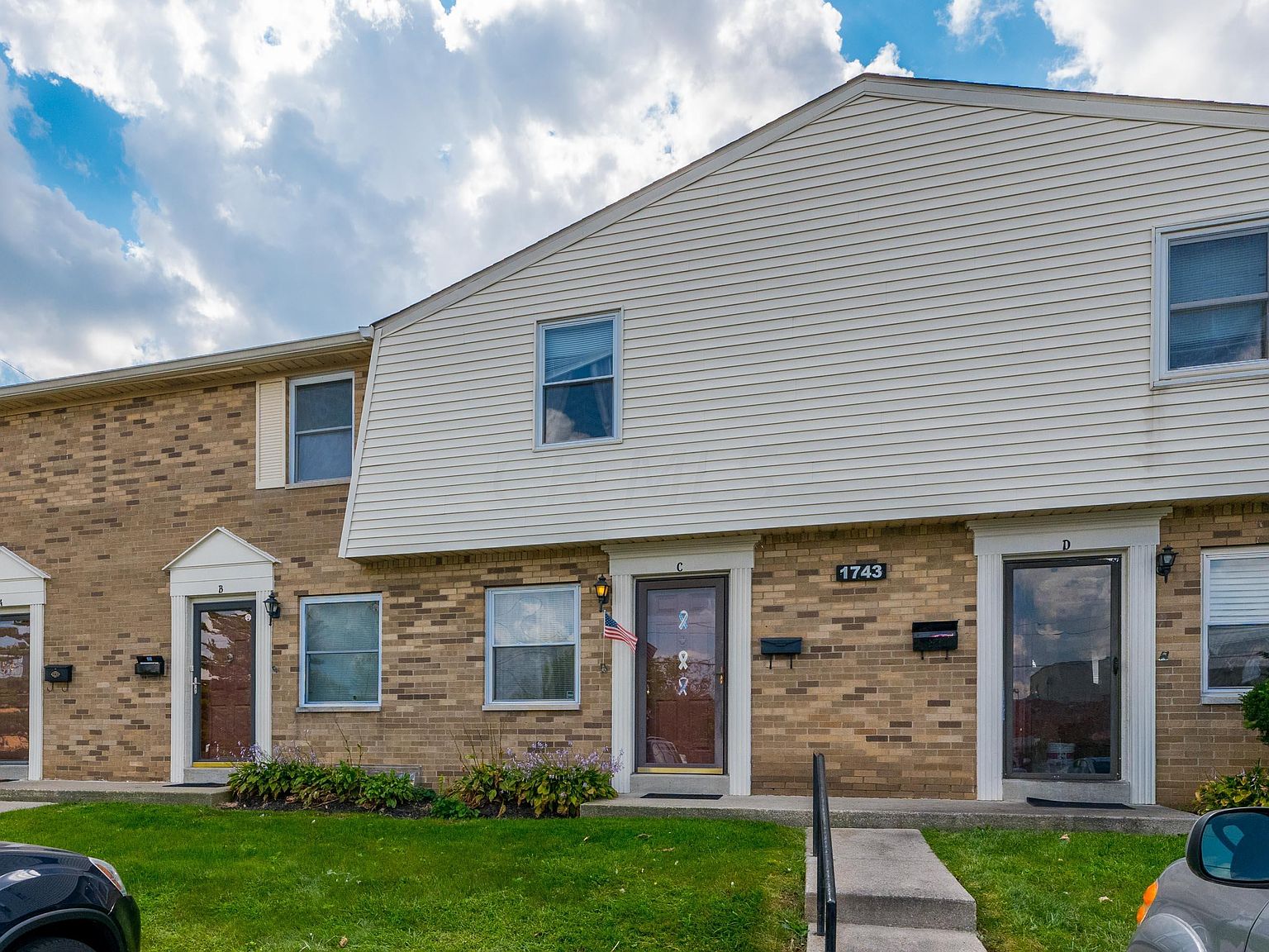 1743 Pine Tree St N APT C, Columbus, OH 43229 | Zillow