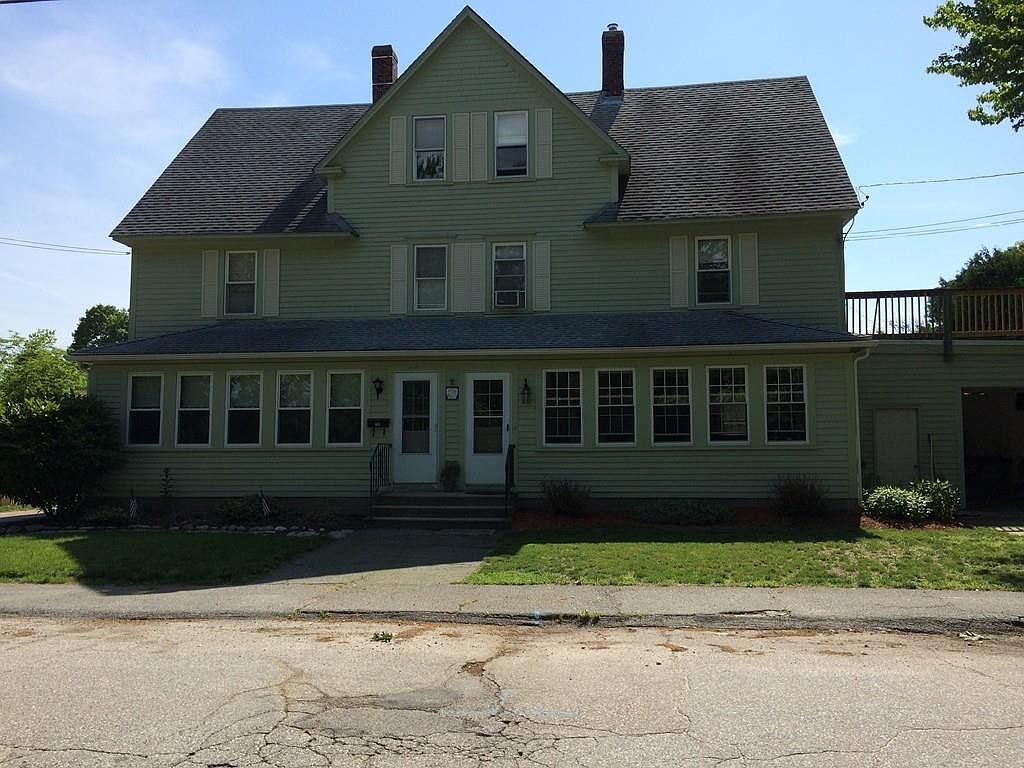 9 Arcade St, Northbridge, MA 01534 | Zillow